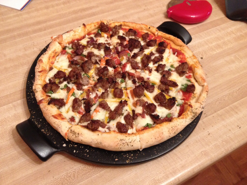 Homemade pizza that makes the pizza restaurants scared - Brian Prom Blog